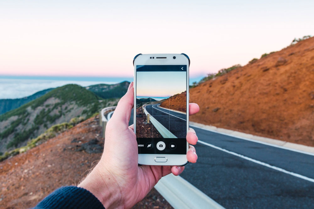 Cauți cel mai bun telefon pentru poze? Top 3 device-uri performante ...